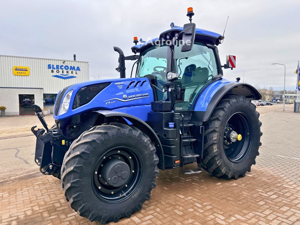 New Holland T7.245 Auto Command New Gen traktor točkaš