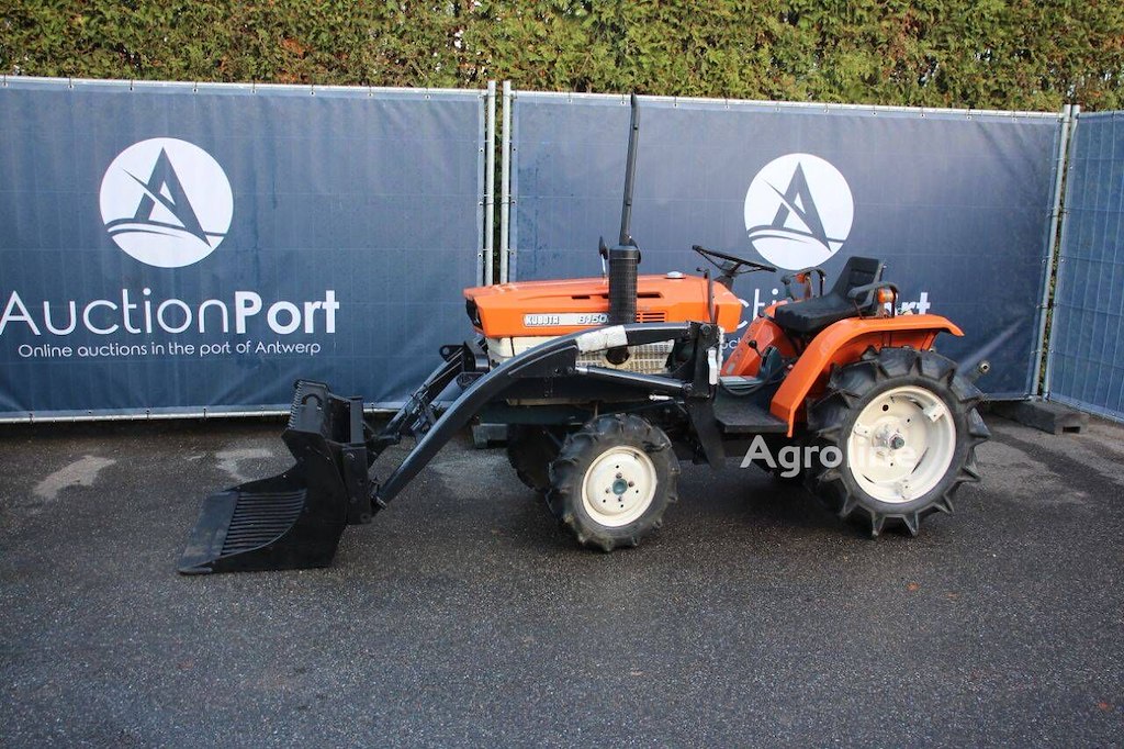 Prodaje se Kubota B1500DT mototraktor na aukciji