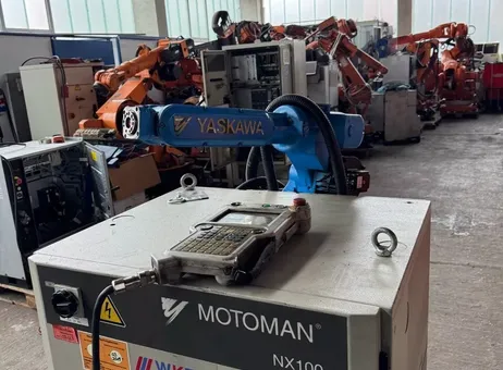 Industrial Robot Yaskawa Motoman HP6 NX100