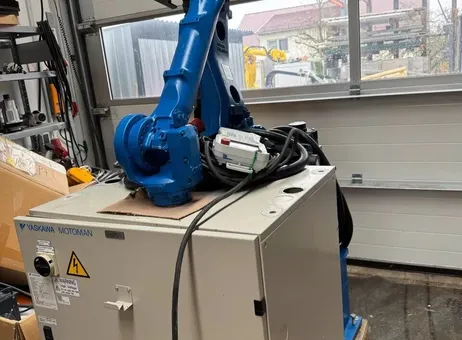 Industrial Robot Yaskawa Motoman MH50 DX100