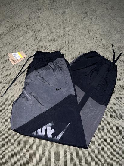 NIKE Street Woven Open-Hem Pants vel.S NOVO