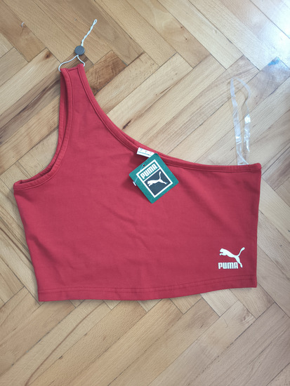Puma top