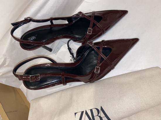 ZARA viral burgundi stikle SA ETIKETOM odg 25.5cm