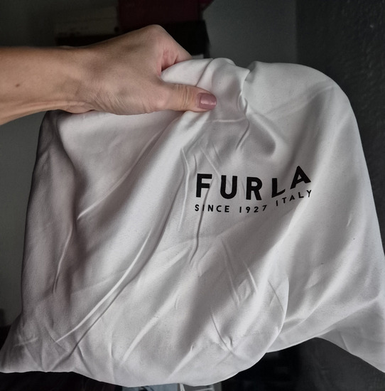 Original Furla torba sa etiketom