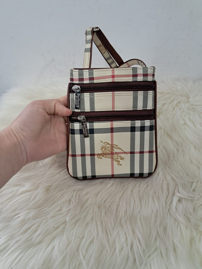 Burberry torba