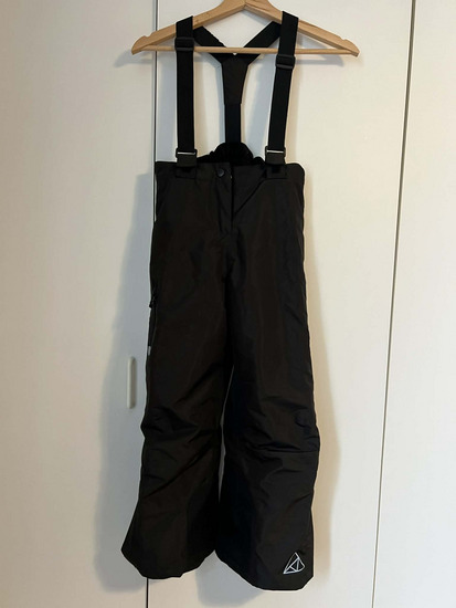Ski pantalone 8-9 god