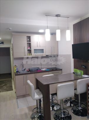 Prodajem apartman u vili Kopaonik