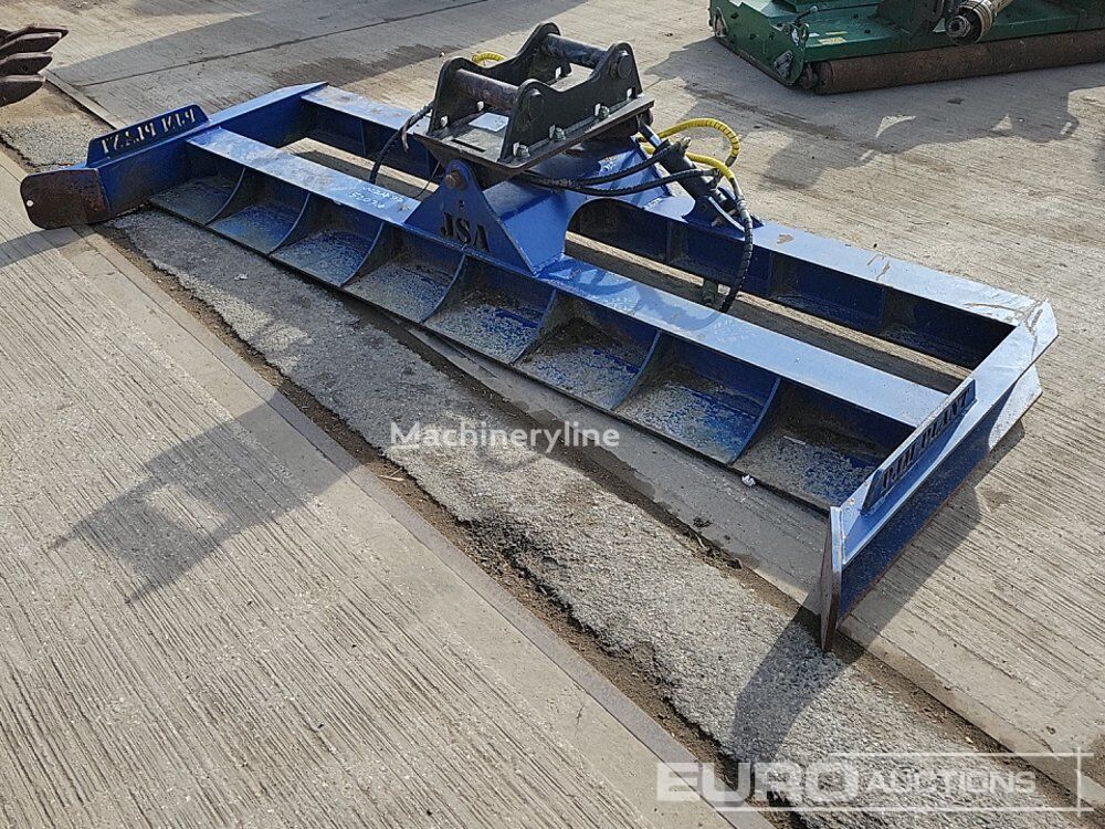 Prodaje se JSA Hydraulic Grading Beam 65mm Pin to suit 13 Ton Excavator kašiku za gradiranje na aukciji