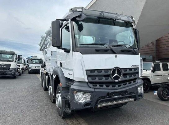 Nova Sermac na šasiji Mercedes-Benz Arocs 3243 pumpa za beton