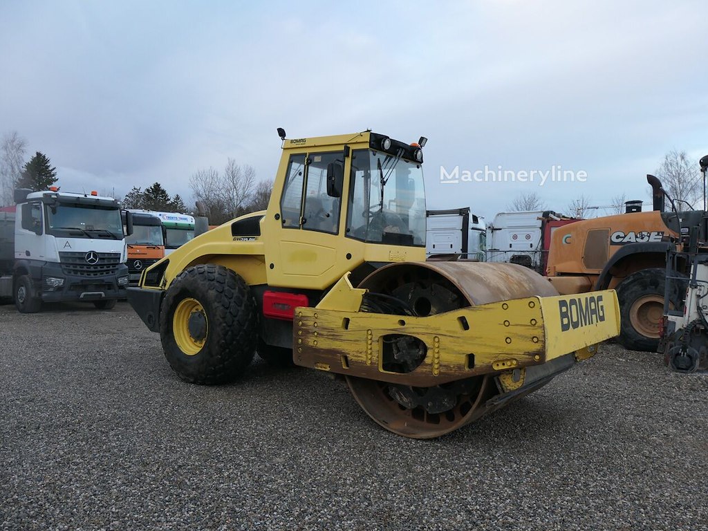 BOMAG BW219 kompaktor s jednim valjkom