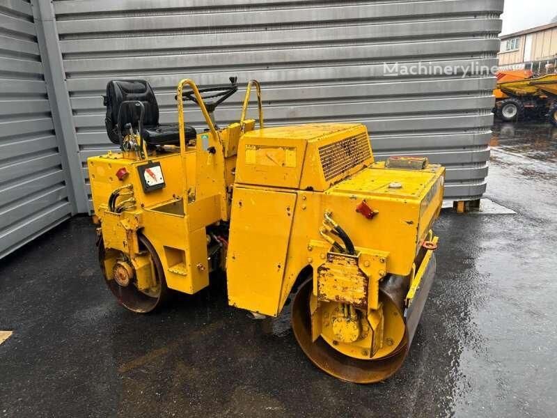 BOMAG BW100 mali valjak