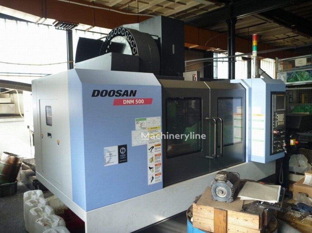 Doosan DNM 500 - 2008 obradni centar