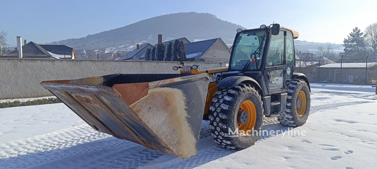 JCB 550-80 Agri Plus teleskopski utovarivač