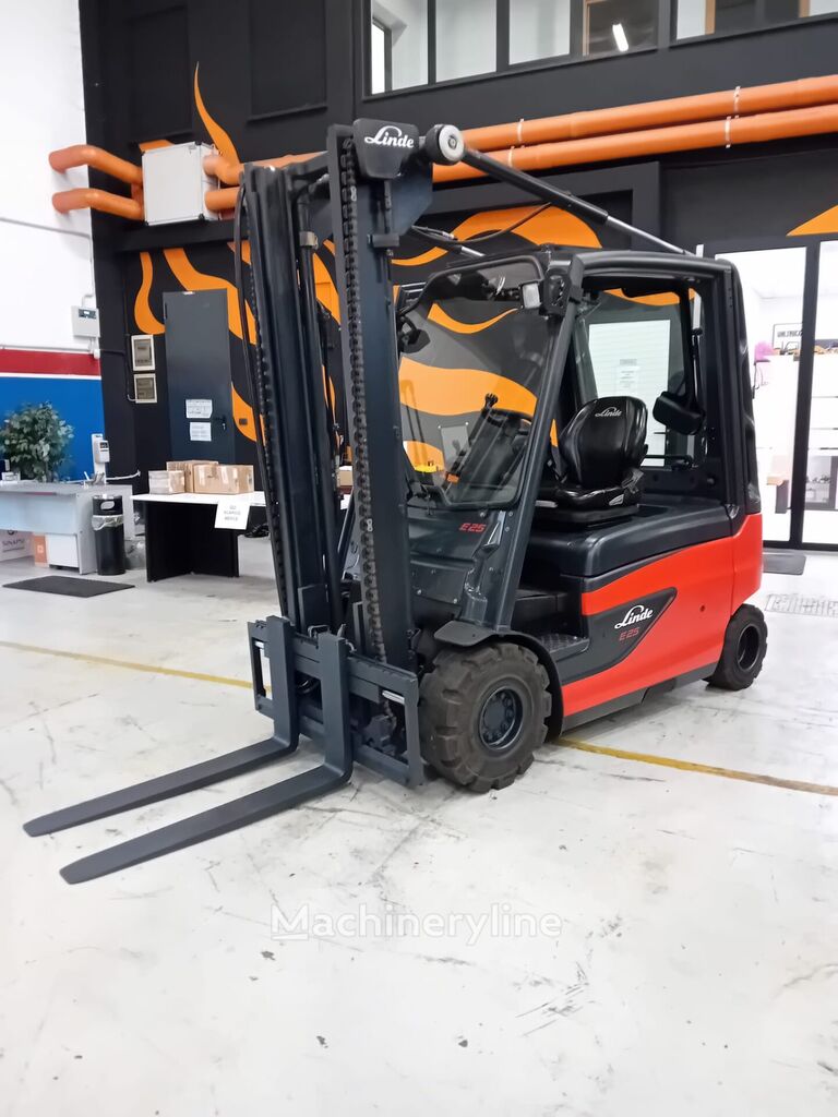 Linde E25L-01 električni viljuškar