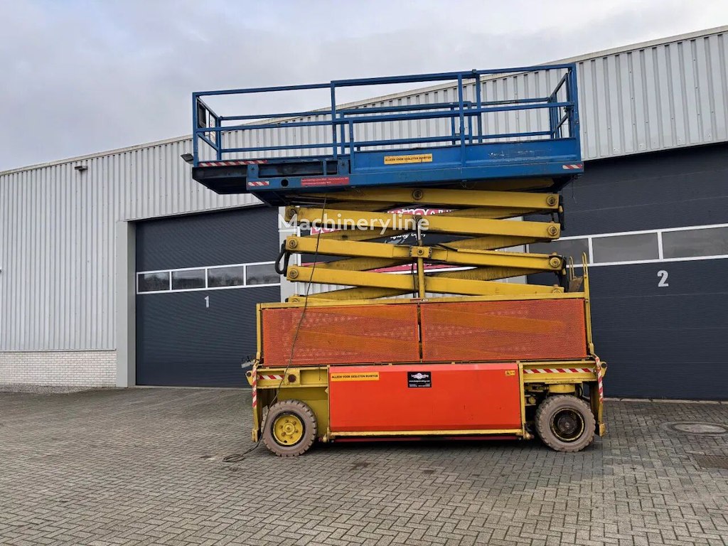 Standard German Lift S205 Electric scissorlift, 22 meter working height!! makazasta platforma