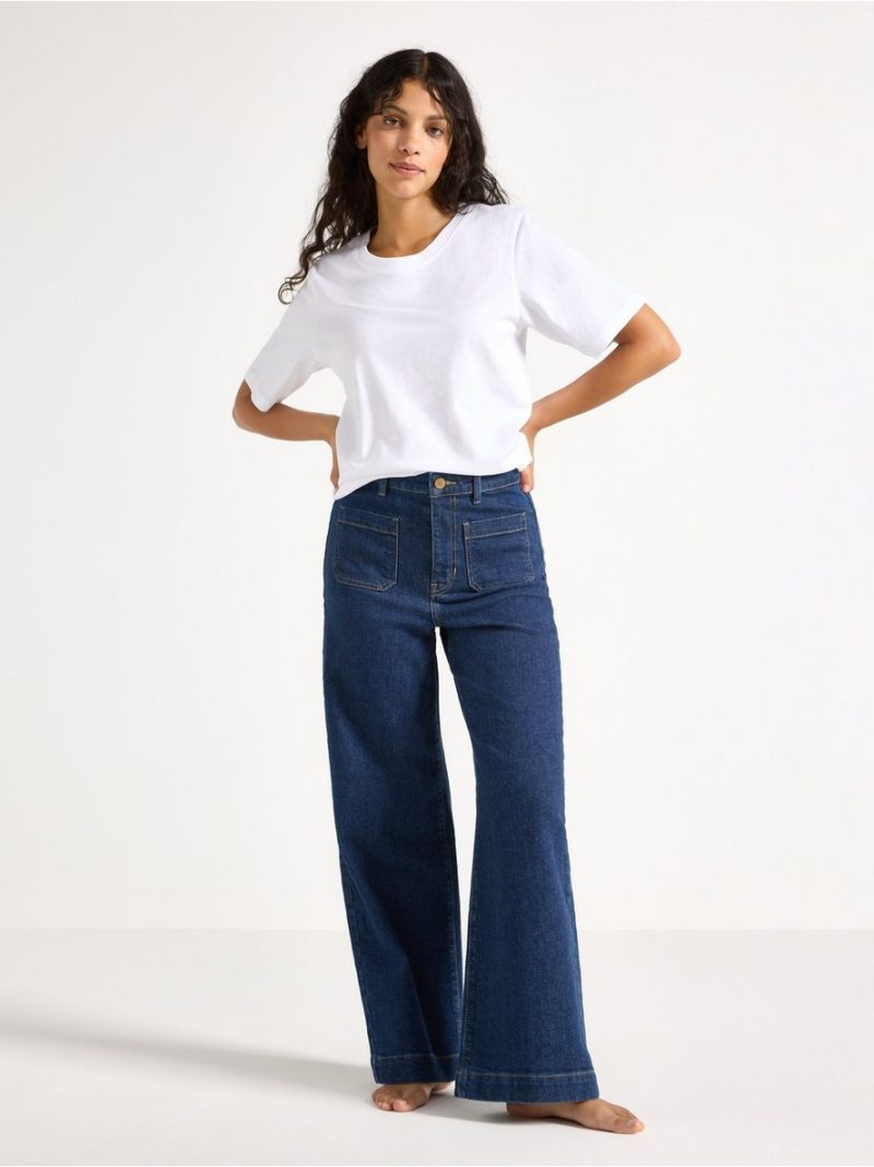 Farmerke – WIDE Paula jeans with short leg