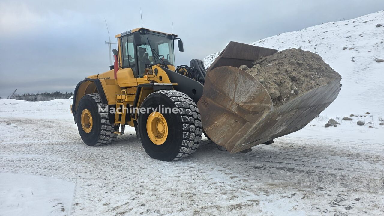 Volvo L220F prednji utovarivač