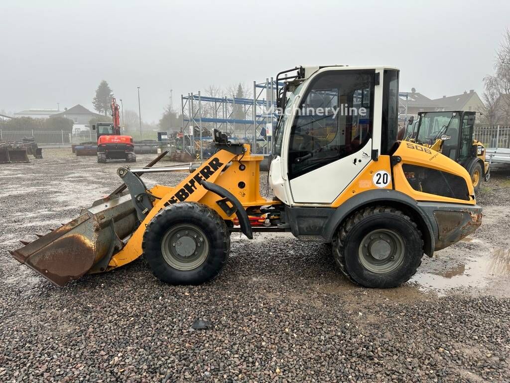 Liebherr L 506 Compact Radlader 23.500 EUR multifunkcionalni utovarivač
