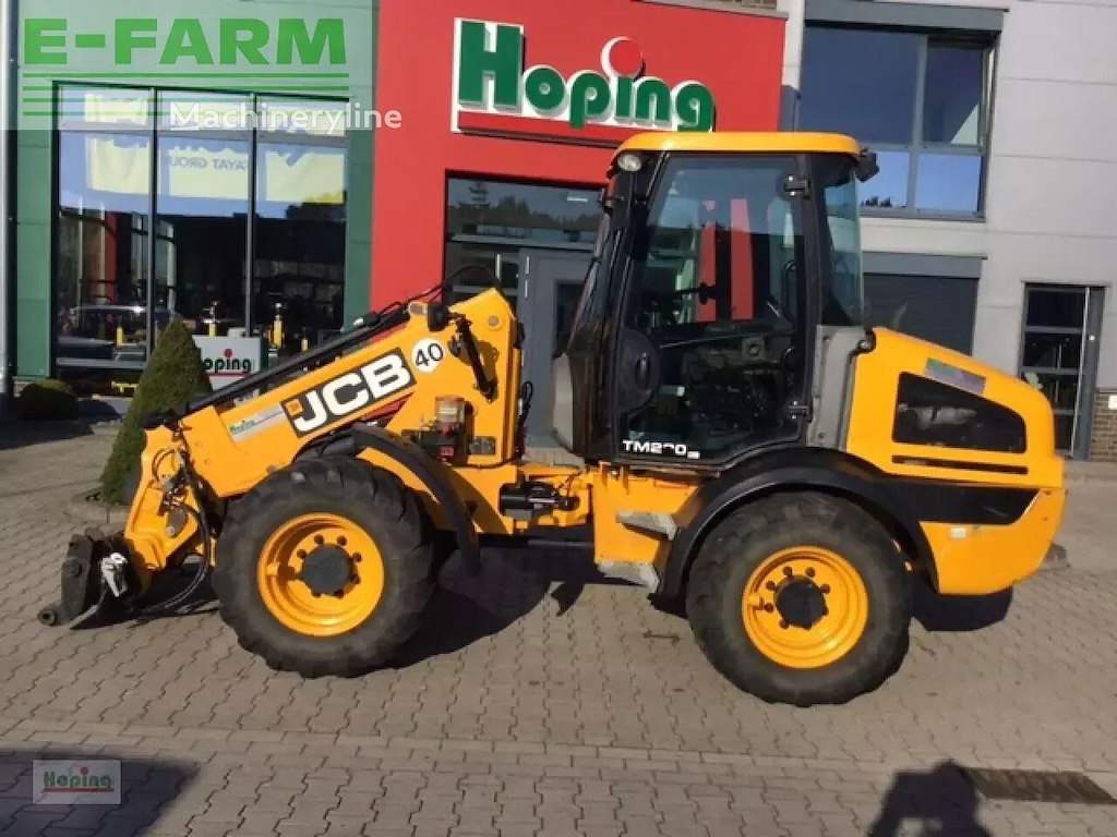 JCB tm220 multifunkcionalni utovarivač