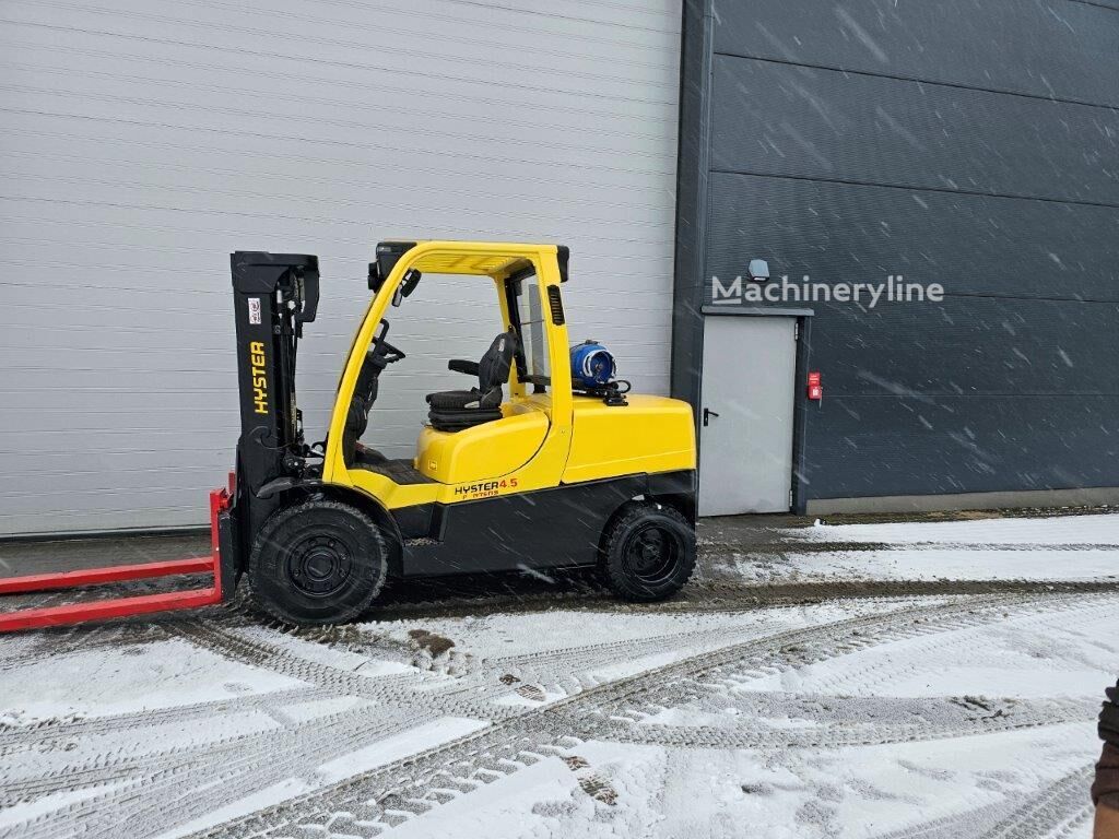 Hyster H4.5FT6 - TRIPLEX viljuškar na gas