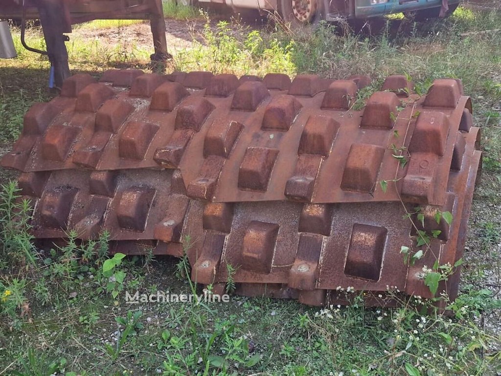 PADFOOT vešanje - drugi rezervni deo za BOMAG BW216 valjka po rezervnim delovima