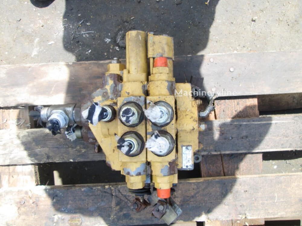 Distribuitor hidraulic frontal pentru hidraulični razvodnik za Caterpillar građevinske mašine