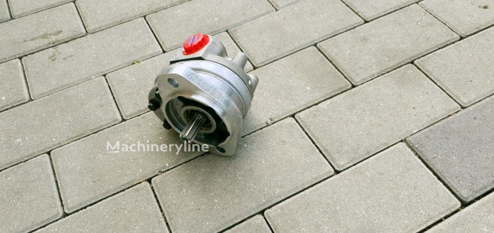 Pompa hidraulică pentru hidraulična pumpa za Takeuchi TB30UR, TB045, TB108, TB125 građevinske mašine