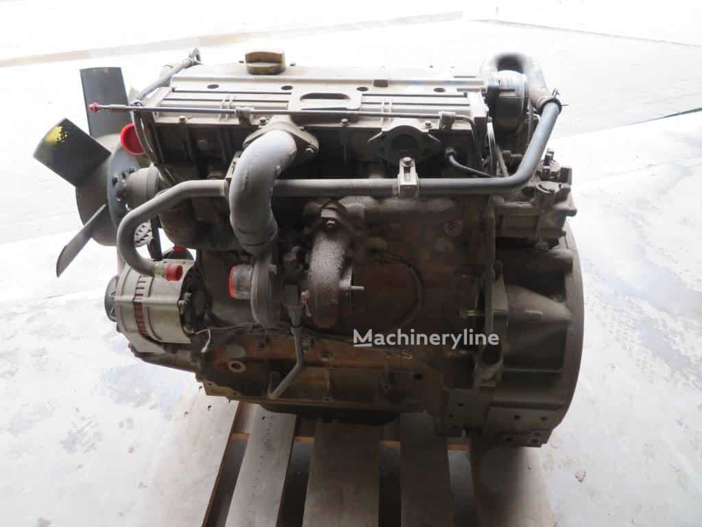 Motor second-hand complet recondiționat za Deutz BF4L1011 građevinske mašine