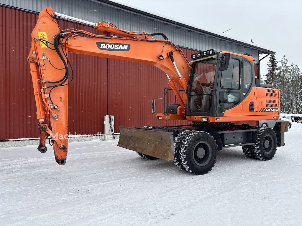 Doosan DX140W-3 bager točkaš
