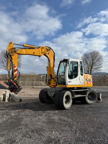 Liebherr A311 Litronic bager točkaš