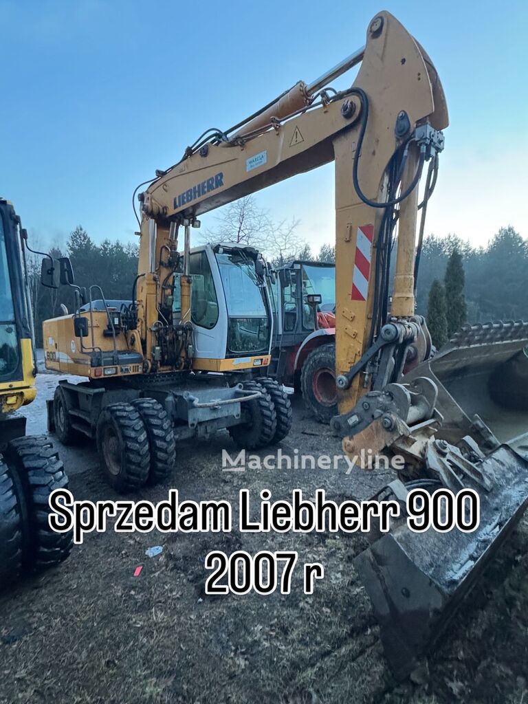 Liebherr A900 bager točkaš