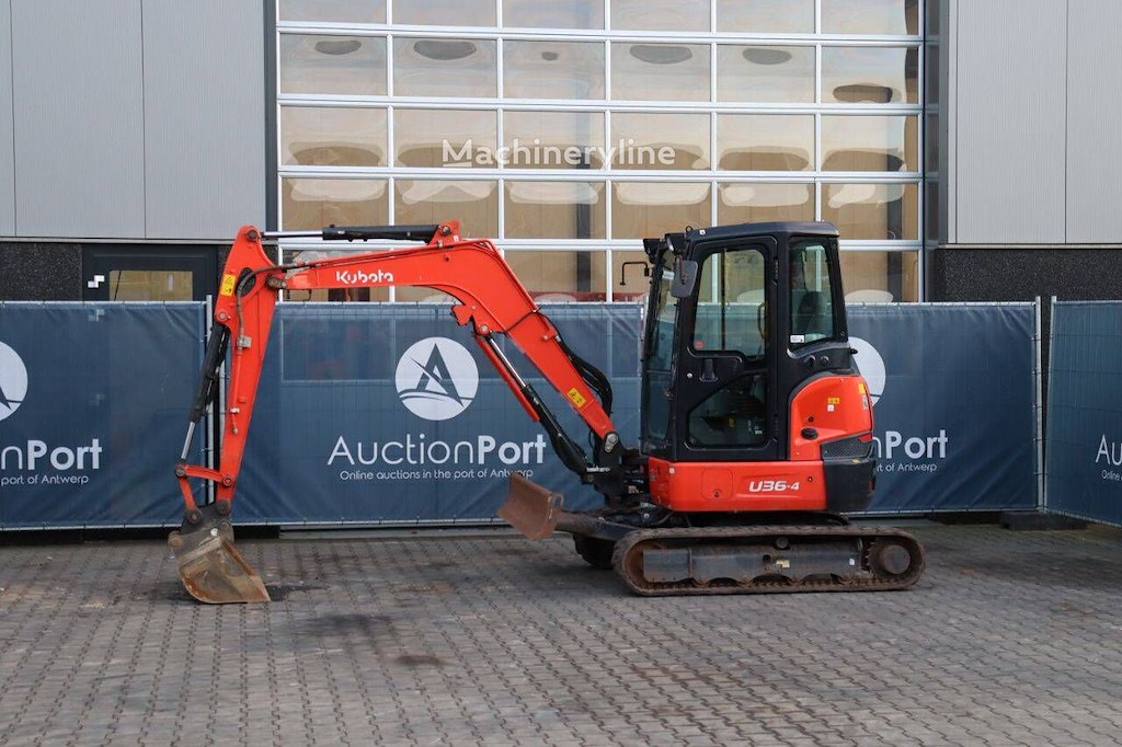 Prodaje se Kubota U36-4 mini bager na aukciji
