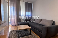 Novi Sad, Centar, Bulevar Patrijarha Pavla, 1.5, 43m2, 400EUR