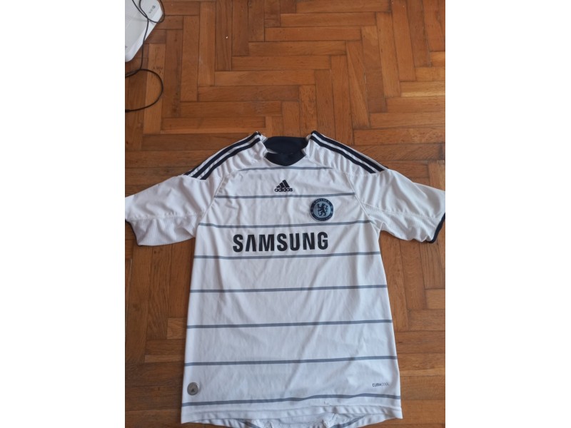 Dres chelsea