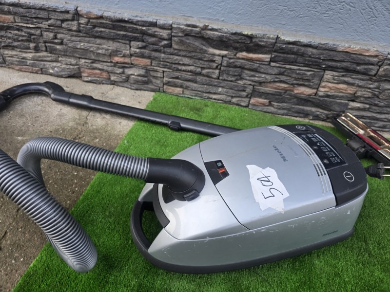 MIELE usisivač – jak, moćan, original Nemačka Na prodaj