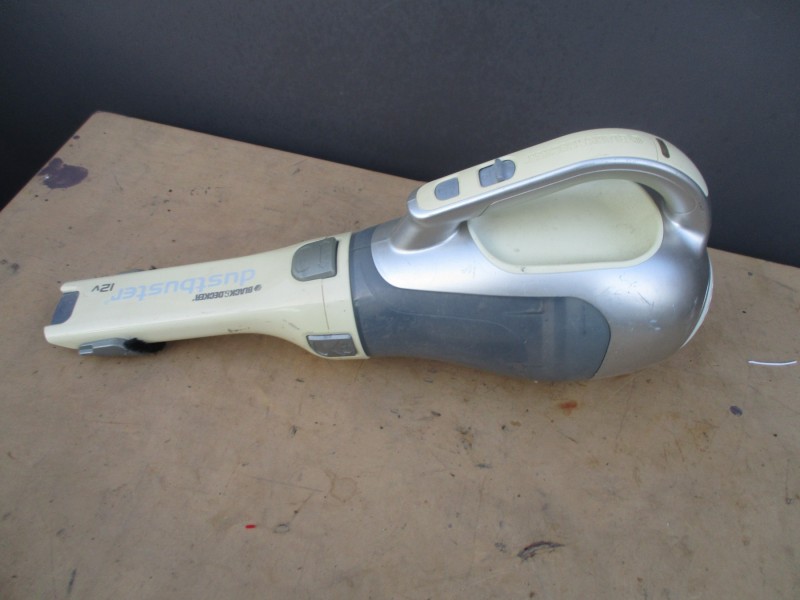 BLACK&DECKER Dustbuster stoni usisivac-citaj opis