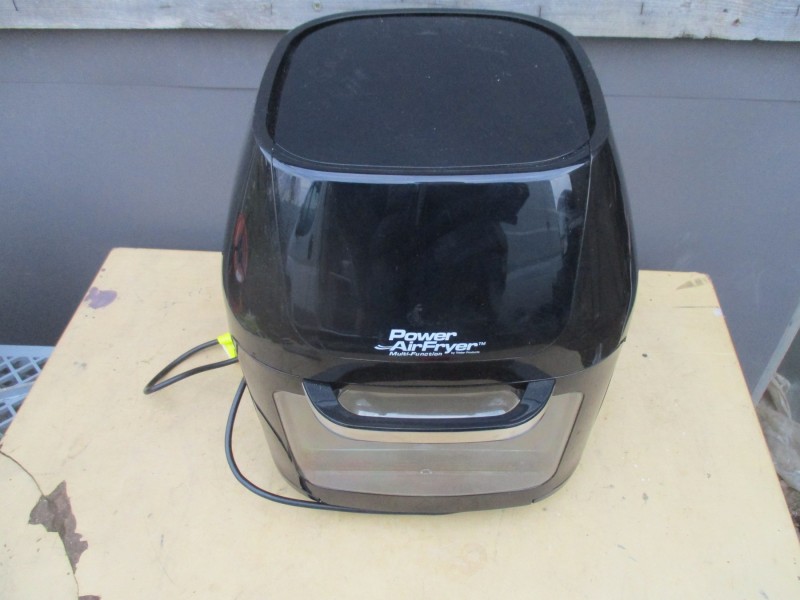 TRISTAR CM-001Power AirFryer Multi Function-citaj opis