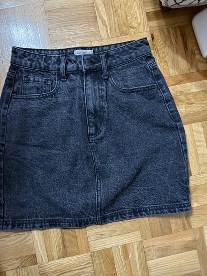 Cropp-crna denim suknja
