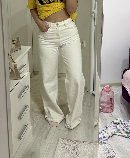 Bele pantalone pull& bear