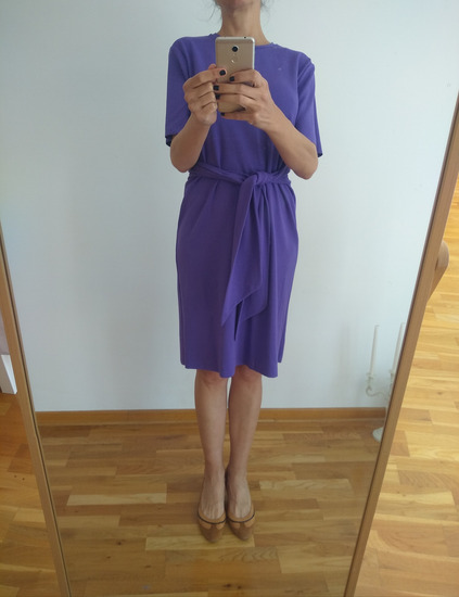 SNIŽENO ZARA ljubičasta haljina    699 din