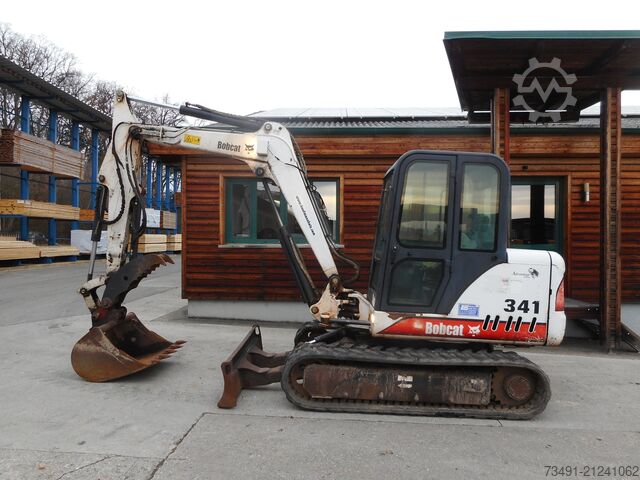 Mini bager
Bobcat 341 D ( 5.300kg )