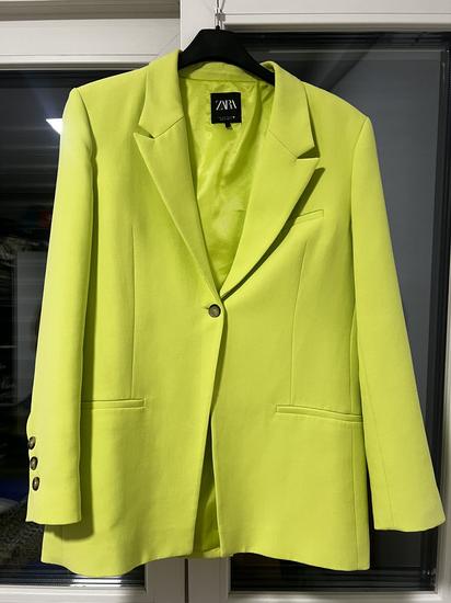 Nov! Zara efektan neon zeleni