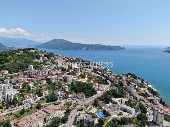 Herceg Novi, Topla 2 - Dobra prilika - Apt / Hotel 1300m2 ID#1471