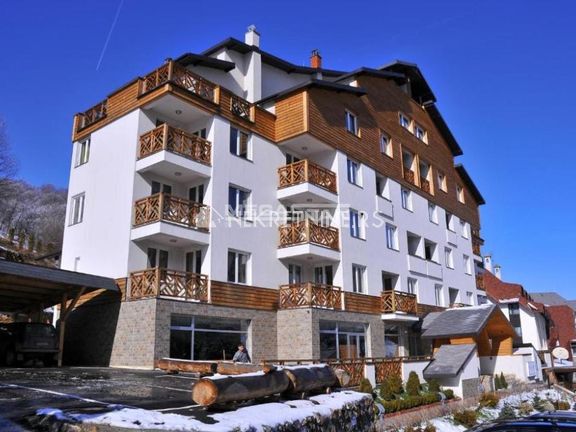 Kopaonik, namešten stan-apartman