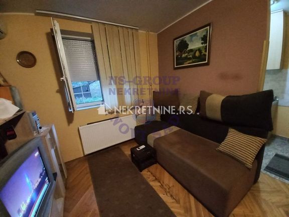 Jednosoban stan na Podbari!