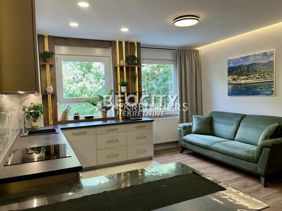 Novi Sad, Novo Naselje, Stevana Hristića, 1.5, 48m2, 168000EUR