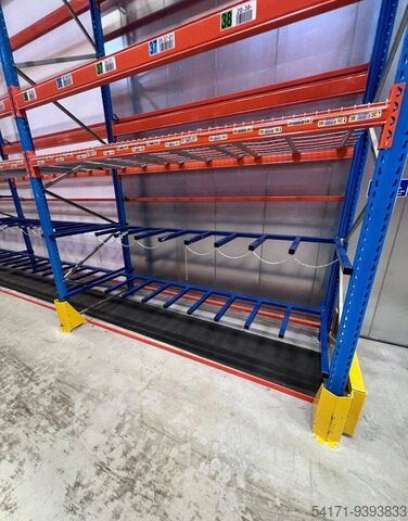 Industrijska polica
Separator element for pallet racking sys