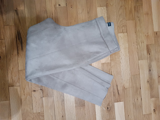 Zara pantalone