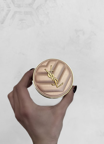 Yves Saint Laurent Suvi/Kameni Puder