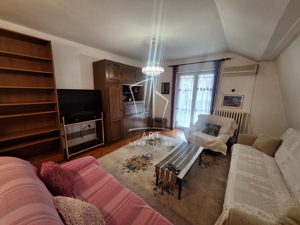 Voždovac , 2.0 stan ID#13958
500 €